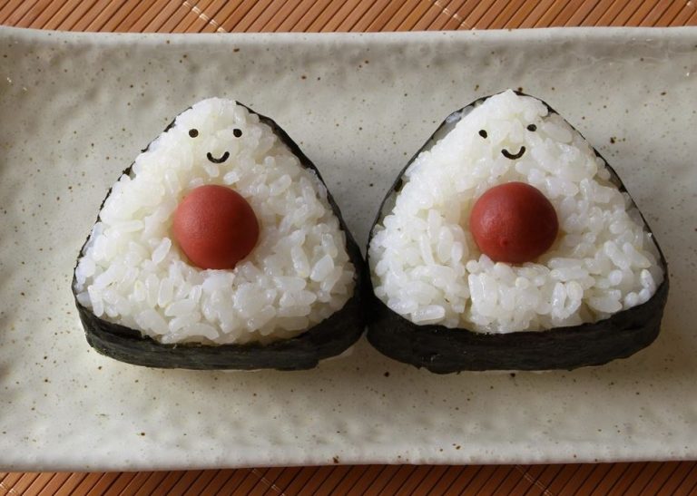 Receta de Onigiri Japonés ⇒ 【¡Las Bolas de Arroz!】 ️
