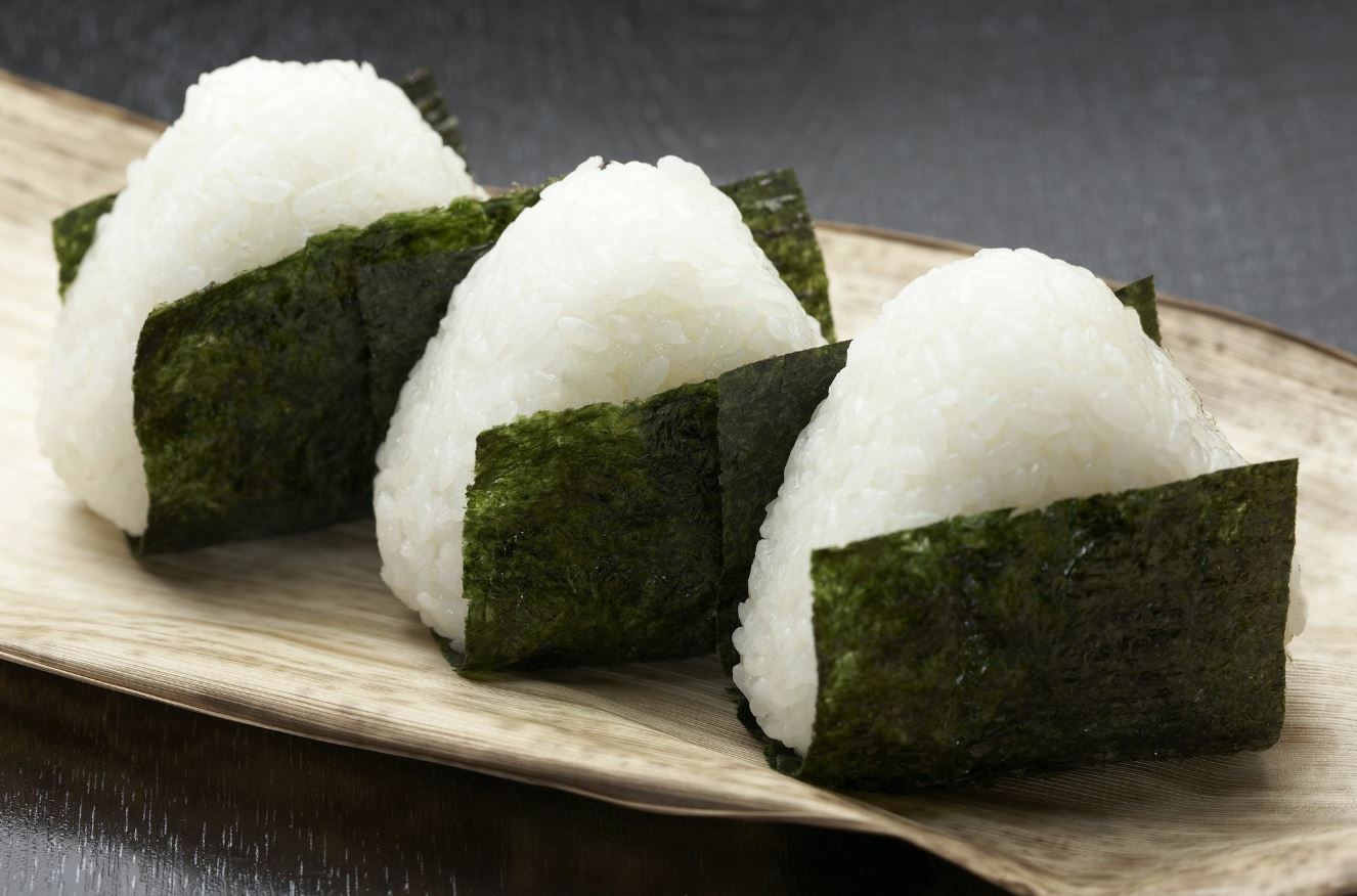 Receta de Onigiri Japonés ⇒ 【¡Las Bolas de Arroz!】 ️