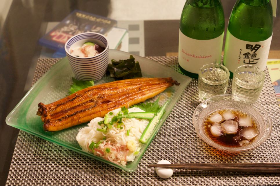 Sake Japonés ⇒ 【¡La Mejor Guía para Principiantes!】 🥇