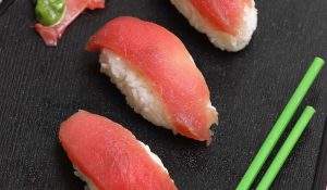 Cómo Hacer Nigiri de Atún Rojo ⇒ 【¡Receta Fácil!】 ️