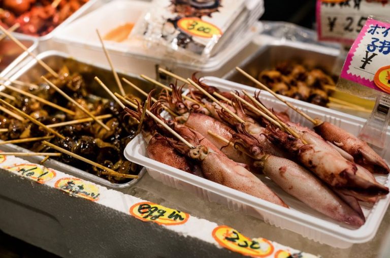 【25】 Platos de Comida Callejera Japonesa (Únicos) ⛩️