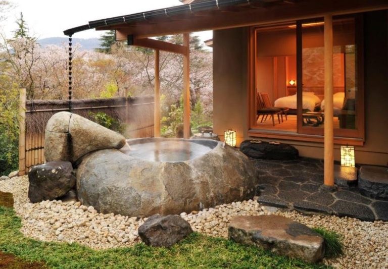 Los 8 Mejores Ryokan con Onsen Privado en Hakone ️